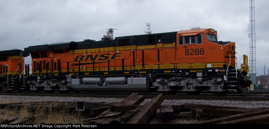 BNSF 8288